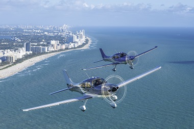 Cirrus Flight Training by CSIP in Addison, Texas - Flight Simulator for ...